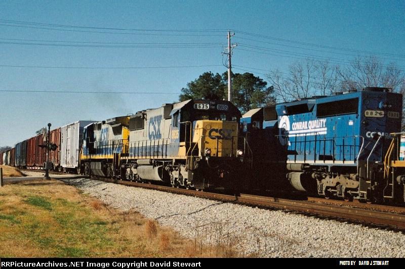 Q612/CSX 8635